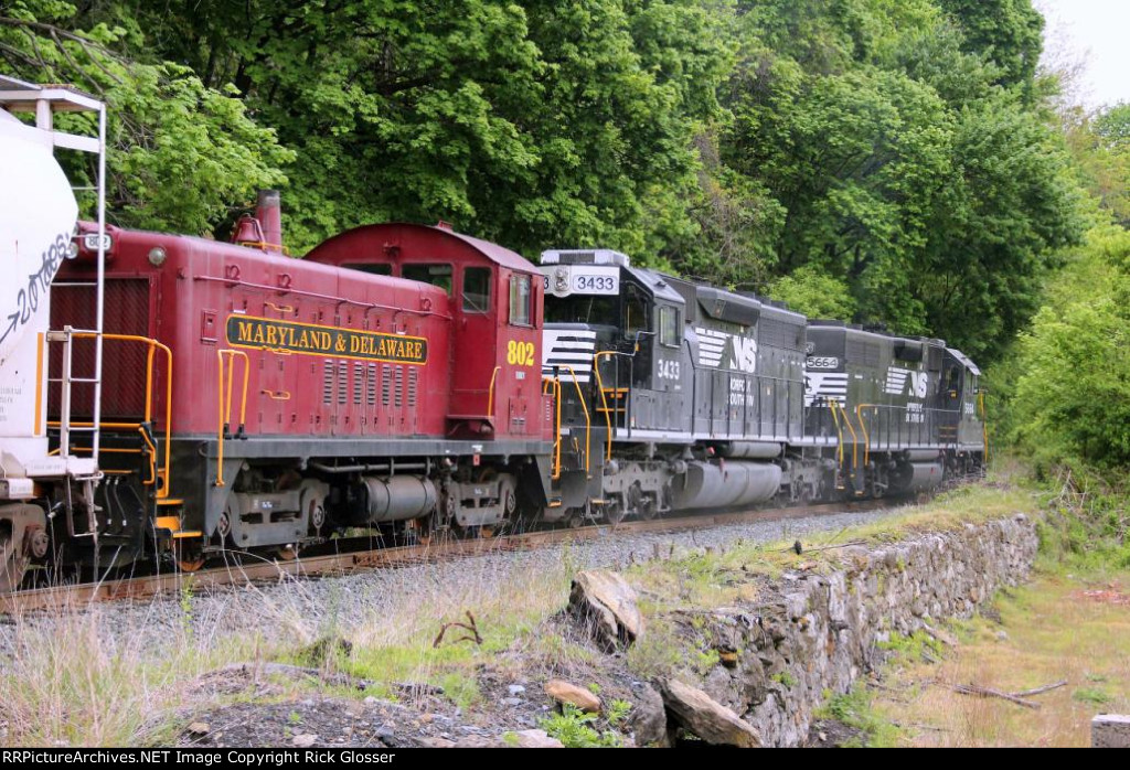 NS H65-26 Making Its Way For Washington, NJ